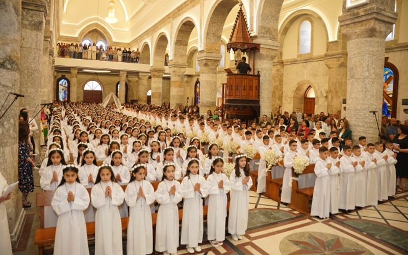 ദുരിതങ്ങള്‍ക്കിടെ പ്രത്യാശയുമായി പ്രഥമ ദിവ്യകാരുണ്യ സ്വീകരണം - PALA VISION